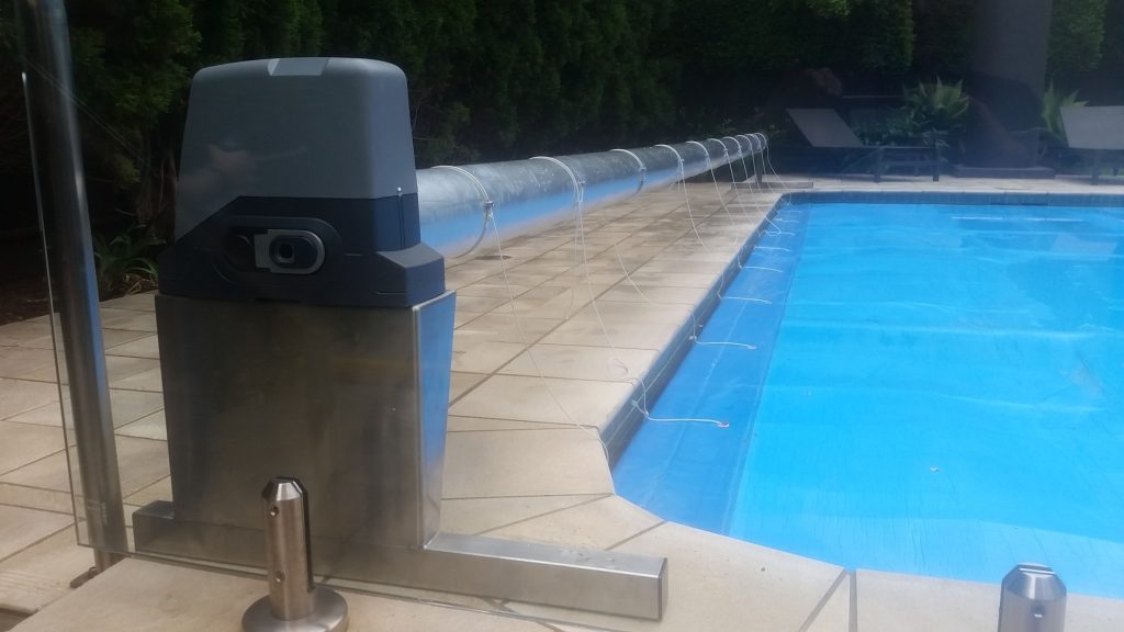 Motorised Pool Rollers - Solazone AustraliaSolazone Australia
