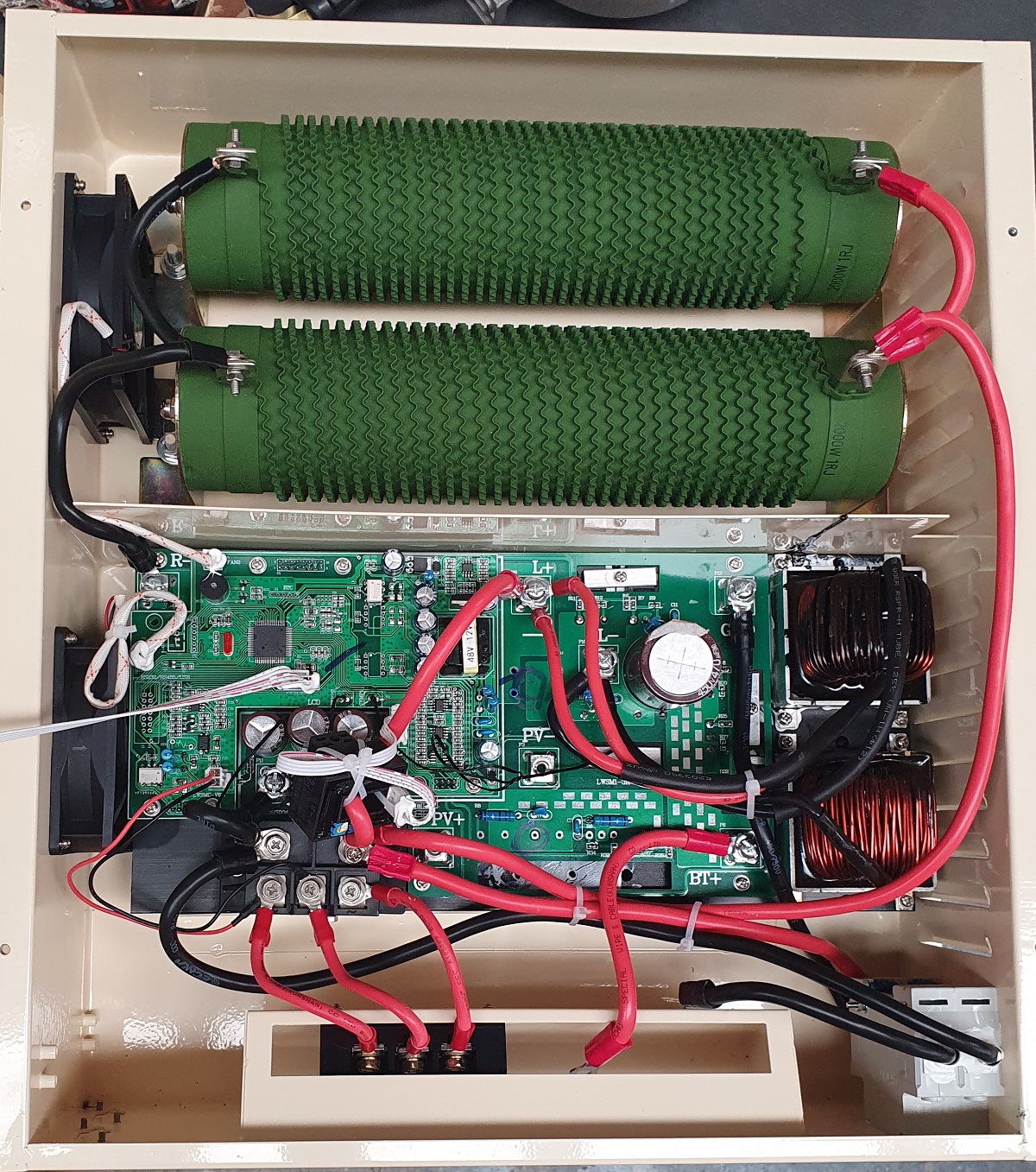 Wind Turbine Controllers - Solazone AustraliaSolazone Australia