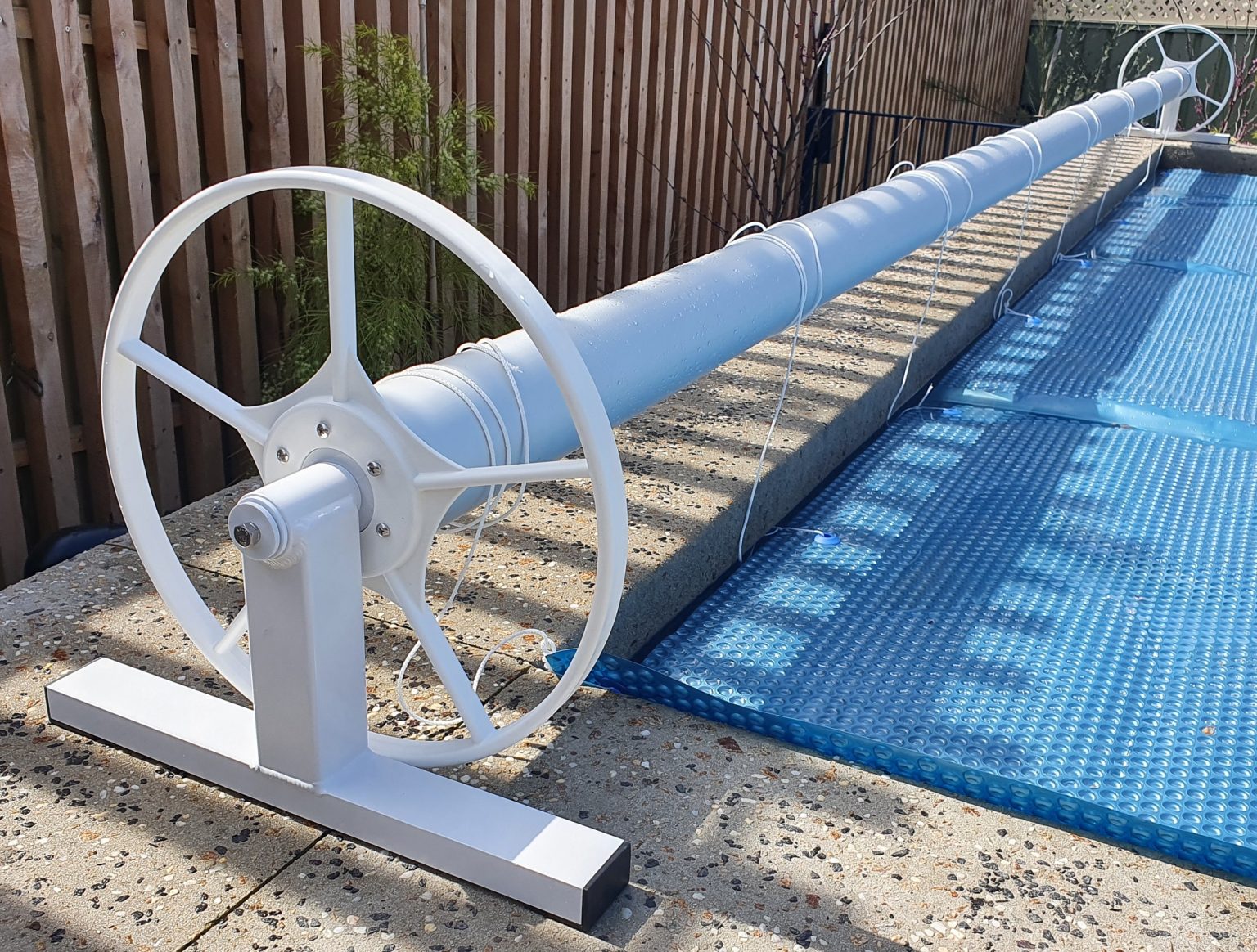 Domestic Pool Blanket Rollers - Solazone AustraliaSolazone Australia